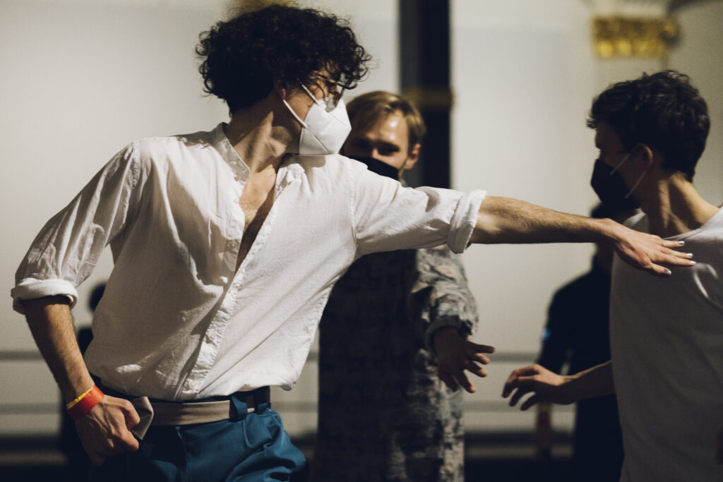 EightOS – Dmitry Paranyushkin